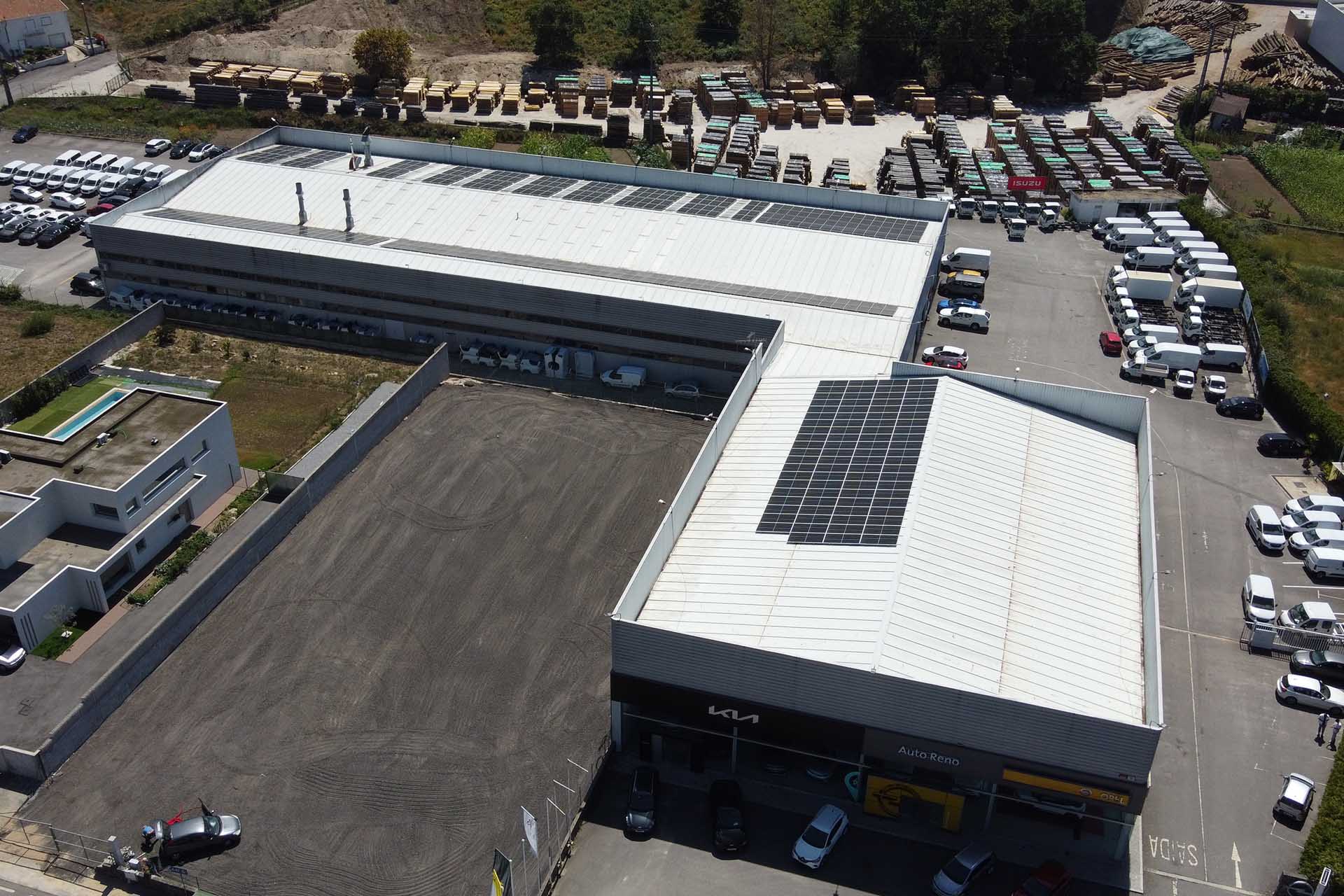 AUTO RENO PAÇOS FERREIRA | Projeto executado pela Luz Verde